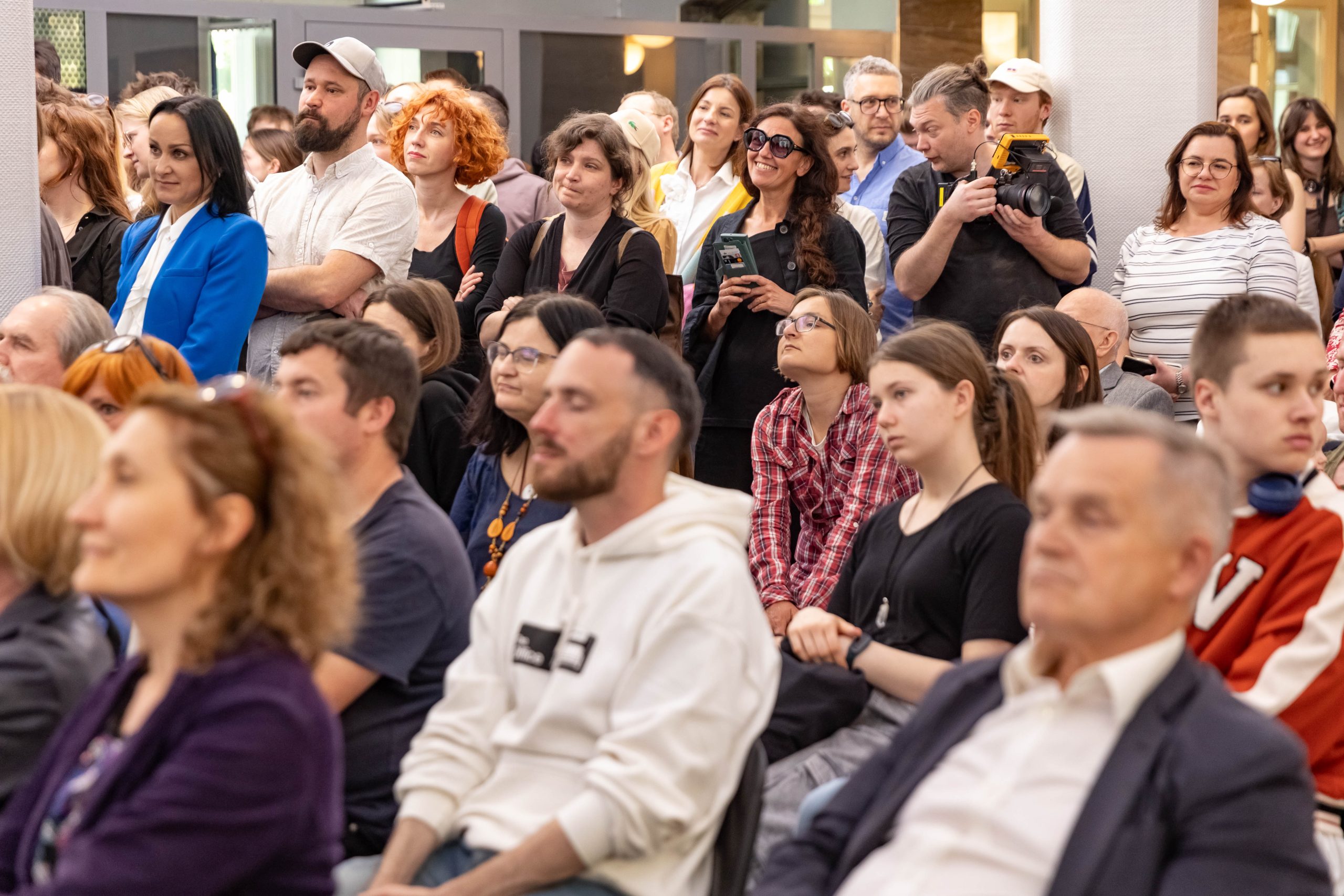 Mural mój widzę ogromny | uroczyste odsłonięcie murali | 09.05.2024 – Akademia Sztuk Teatralnych ...